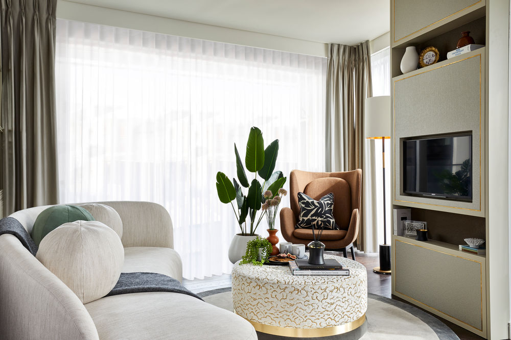 CASSON SQUARE: CREATING A LUXURY SHOWHOME