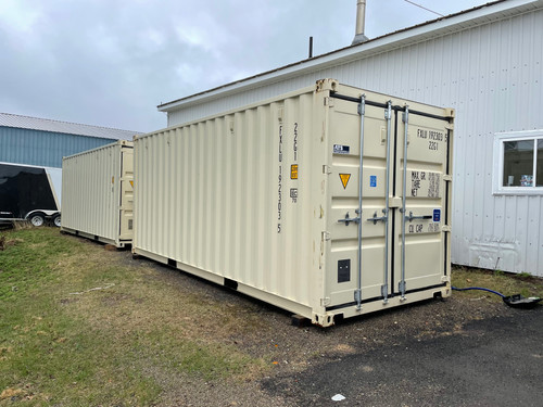 20' "One-Trip" Shipping Containers | frederictontrailers