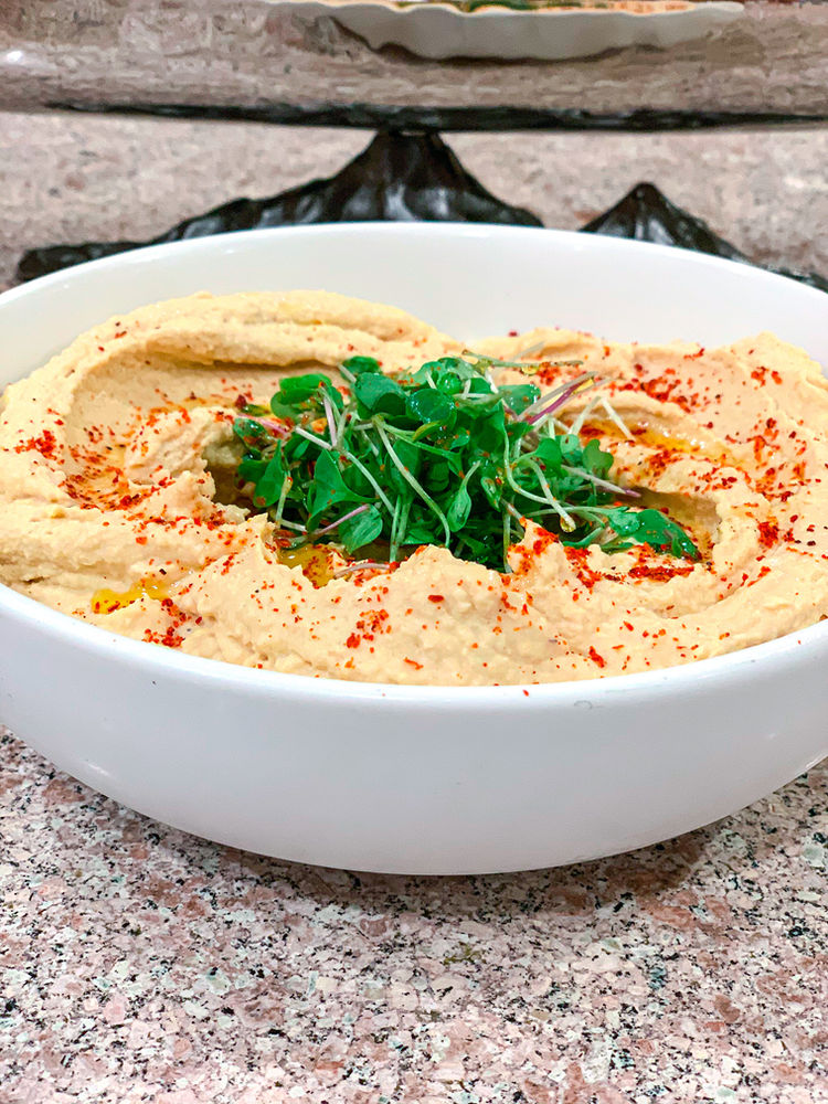 HUMMUS