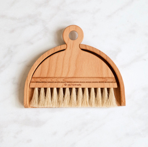 Table Brush Set UK | Table Dustpan And Brush | Buy Desktop Table Dustpan