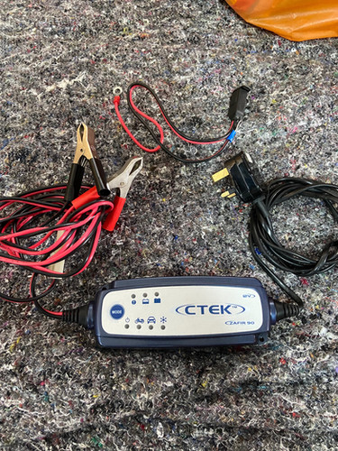 CTEK 45w 12v battery conditioner Zafir 90 | furniturerus