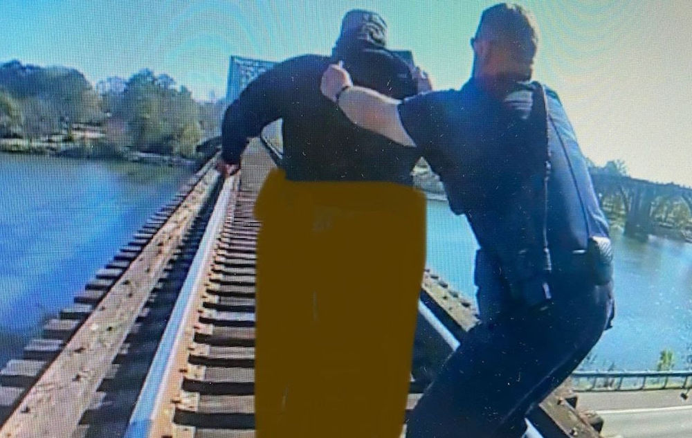 Three Gadsden Police Officers Being Called Heroes