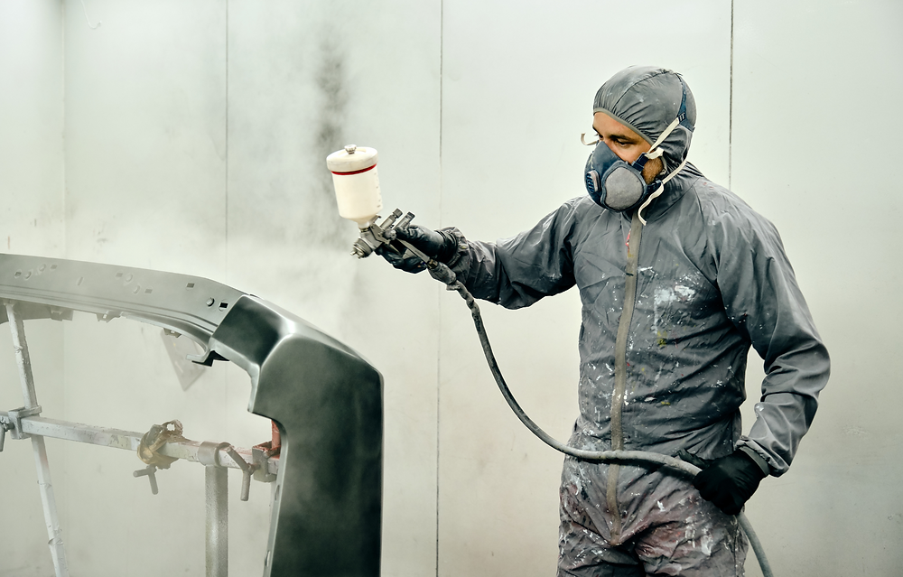 Revamp Your Fleet: The Benefits of Commercial Vehicle Spray Painting