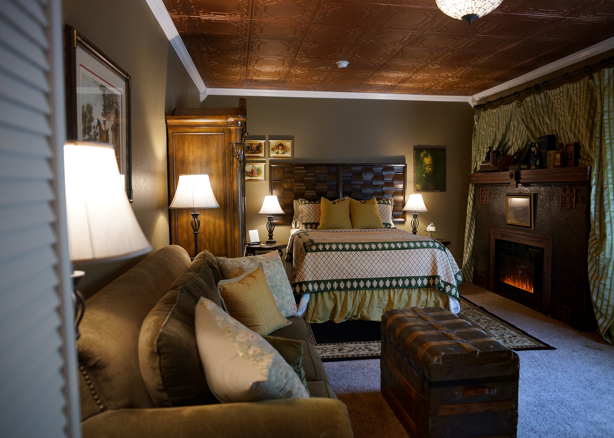 Best hotel in Carlsbad | New Mexico | Fiddler's Inn Bed & Breakfast