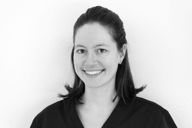 Dr. med. dent. Jessica Binder | Praxis Dr. Hoffmann