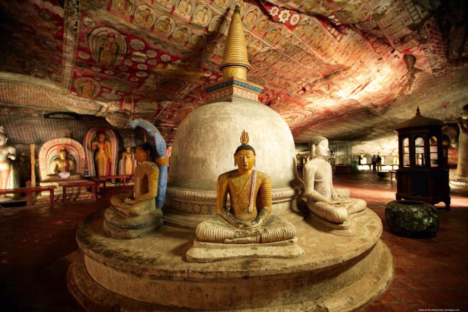 Dambulla Cave Temple