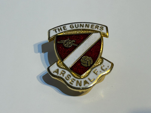 Vintage The Gunners Arsenal F.C. (Football Club) Enamel Badge ...