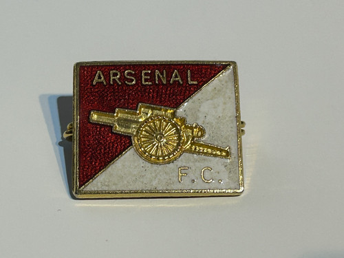Vintage Arsenal F.C. Gunners Enamel Badge by Coffer | TheTreasureTrench
