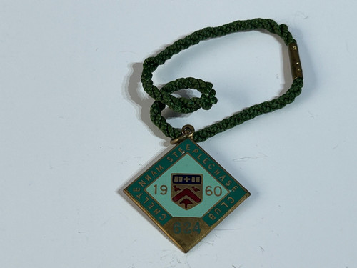 1960 Cheltenham Steeplechase Club Horse Racing Badge | TheTreasureTrench