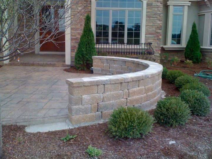 CONCRETE RETAINING WALLS | CONCRETE BLOCK | NATURAL STONE | SEAT WALLS ...