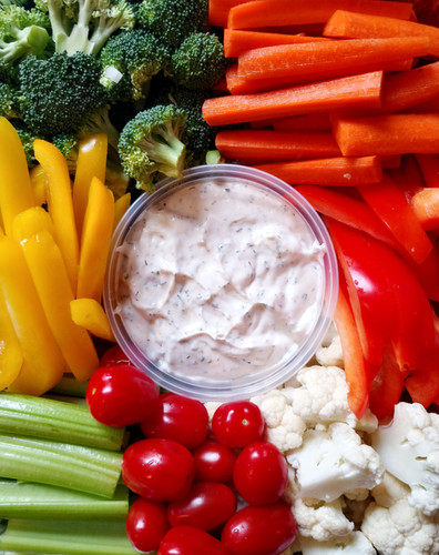 Veggie Tray with Dip | Peacebypiece