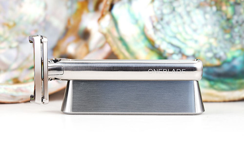 Oneblade Genesis V2 Stainless Steel Razor with Stand | OB-10903