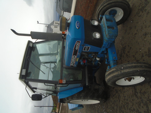 1992 FORD 4630 2 Wheel drive synchro shuttle | SMcPeake & Sons