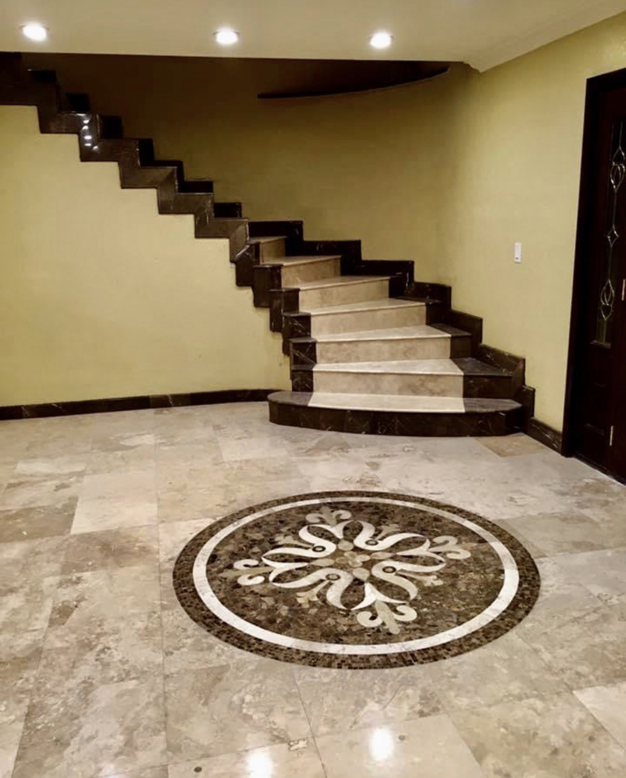 Stone Treads - Stone Stairs San Antonio TX - Natural Stone del Bosque