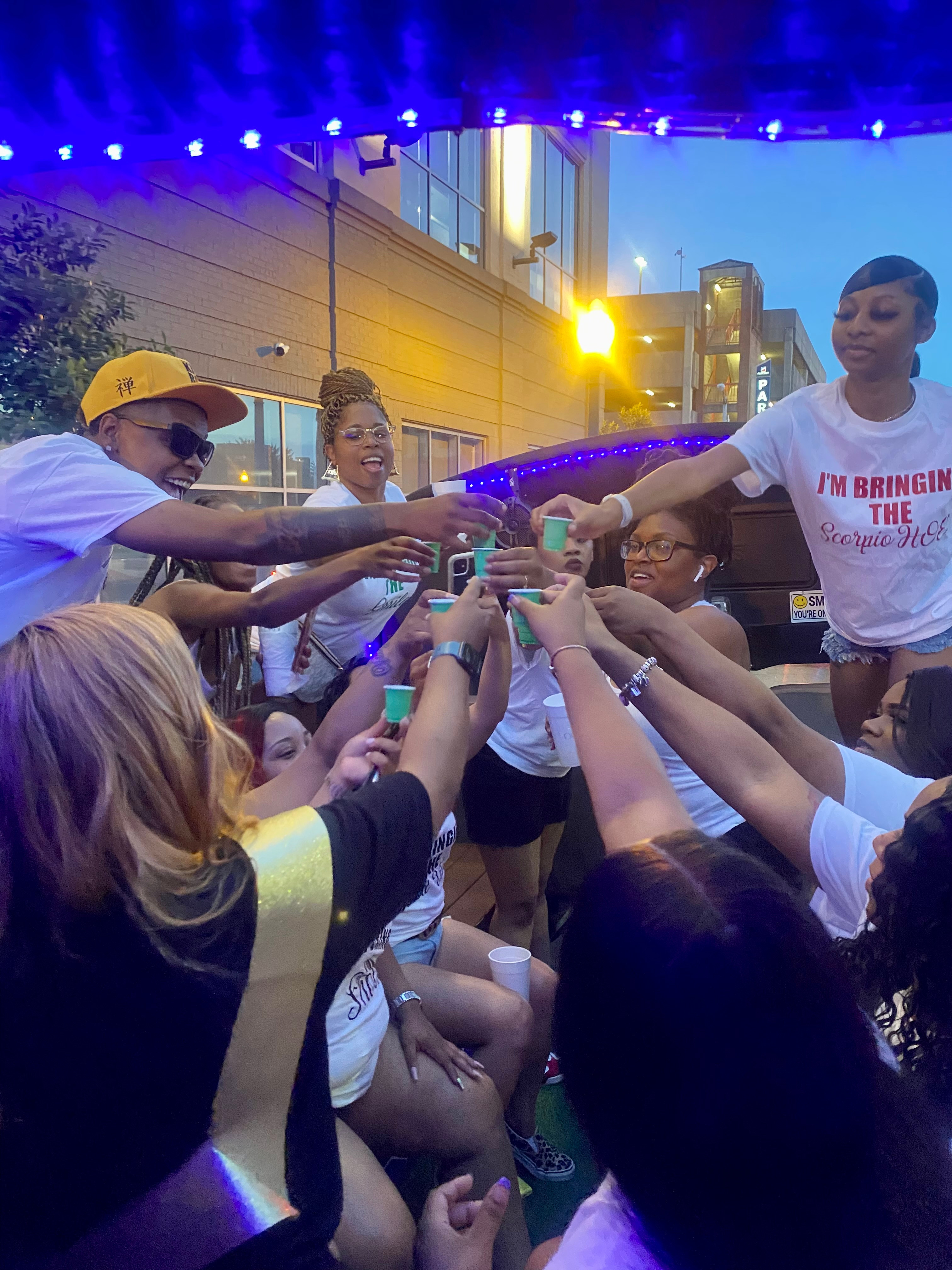 Mini Pull-up Tour | Pull-Up Parties