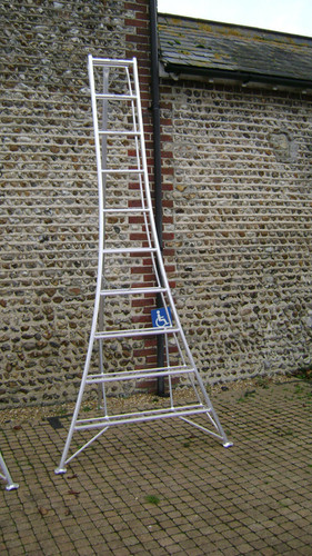 3m Aluminium-Tripod-Ladder -1-adj-leg-Gardening-Hedging | Estate to Garden
