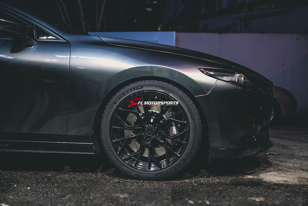 MAZDA 3 安裝 RSR BEST I + AP RACING PRO5000r 9448 前面煞車，後邊更換 HHC 加大碟