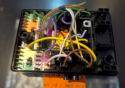 Genuine BMW NOS E24 Euro Fuse Box 08/1977 - 09/1980 - NLA! | MIC