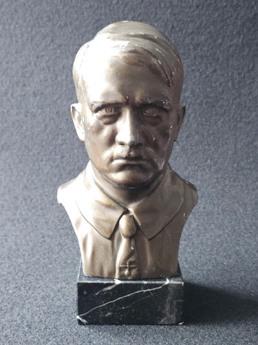 Adolf Hitler desk statue by H.H. van Beusekom | Edwardmilitaria