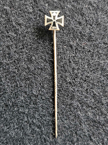 WWI Iron Cross Enameled Stickpin. | Edwardmilitaria