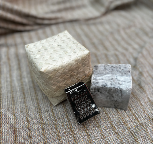 Tultul with Grater in Nipa Box | LaDai.ph