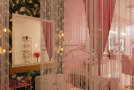 Face Wardrobe | Makeup Salon