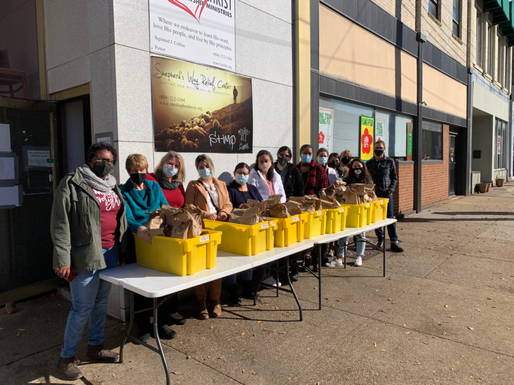 Family Lifeline | Meet the Team