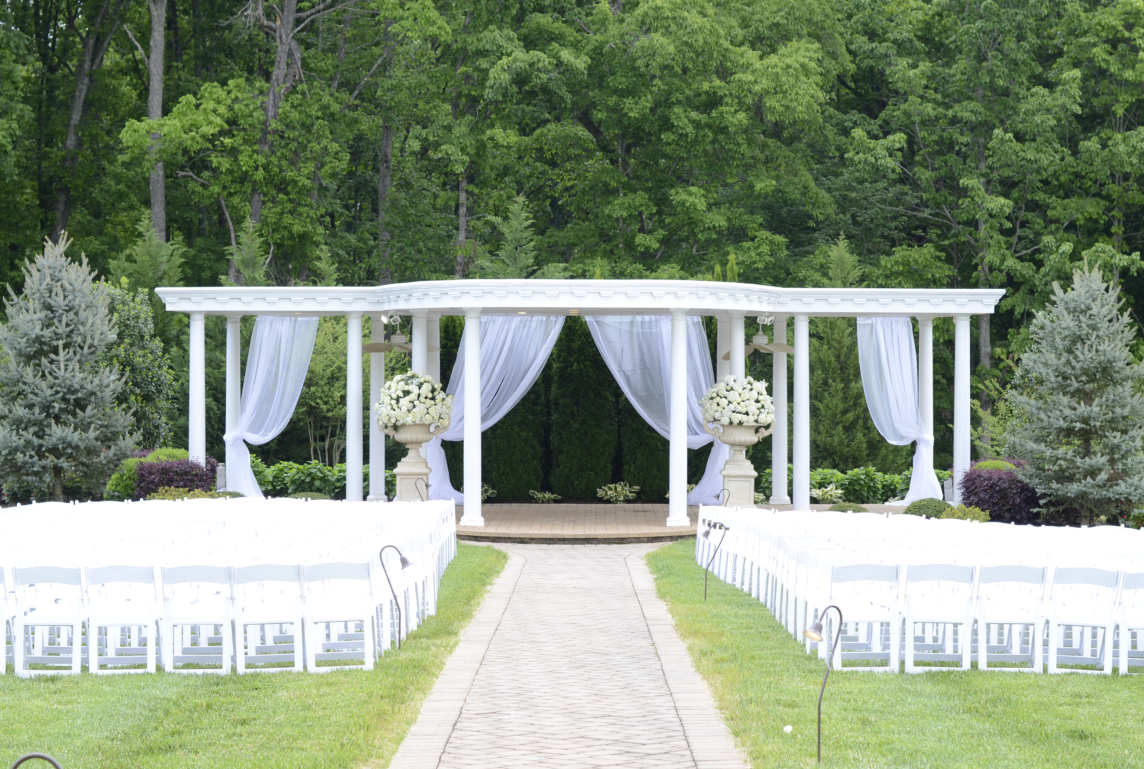 Wedding Flowers | CACHEPOT Floral & Garden | United States