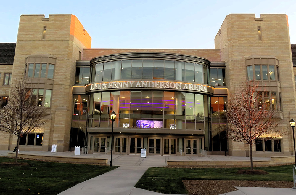 Lee and Penny Anderson Arena - St. Thomas Tommies