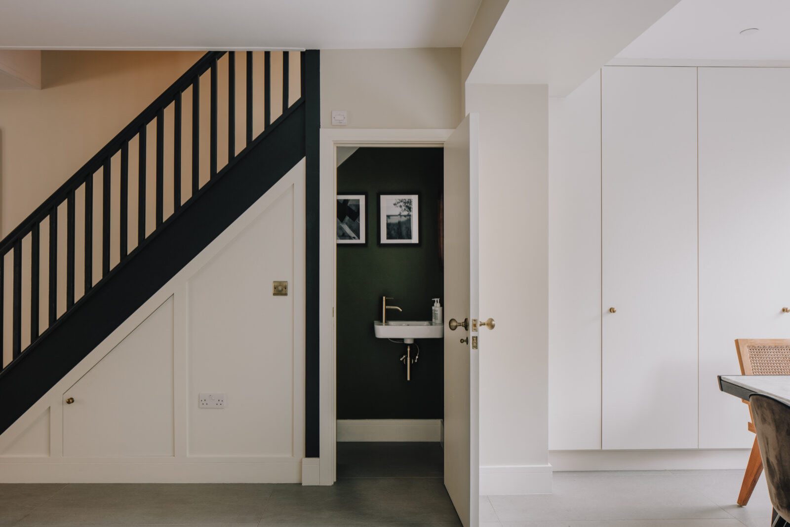 A Guide to Installing Skirting Board: Tips and Tricks for the Perfect ...