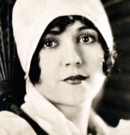 Women in silent comedies: Dorothy Devore