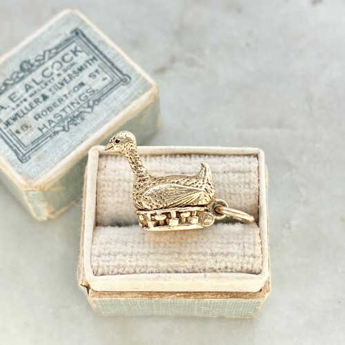 Vintage 1969 9ct gold opening goose on a nest charm with golden egg ...