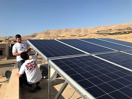 UK SOLAR POWER ENGLAND Solar panel ,street lights, Inverter, batteries