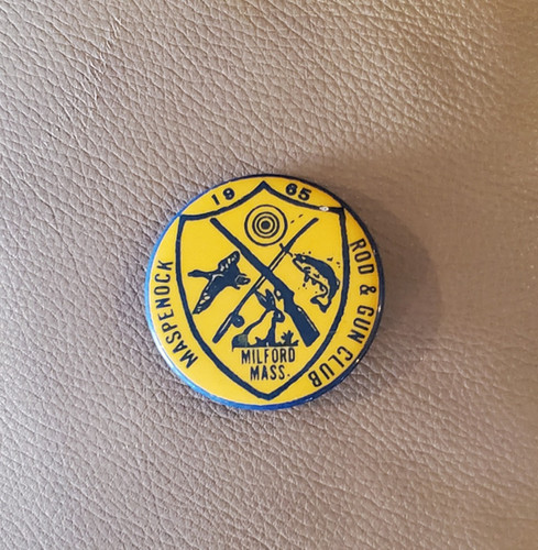 MASPENOCK ROD AND GUN CLUB MILFORD, MASS PIN | MT Vintage Goods LLC
