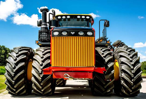 Versatile Model 520 | 570 | Farm and Garden