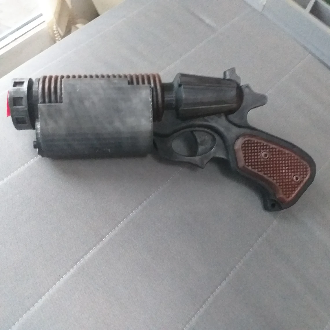 kyle katarn bryar pistol prop 3d print | Breaking The Mold