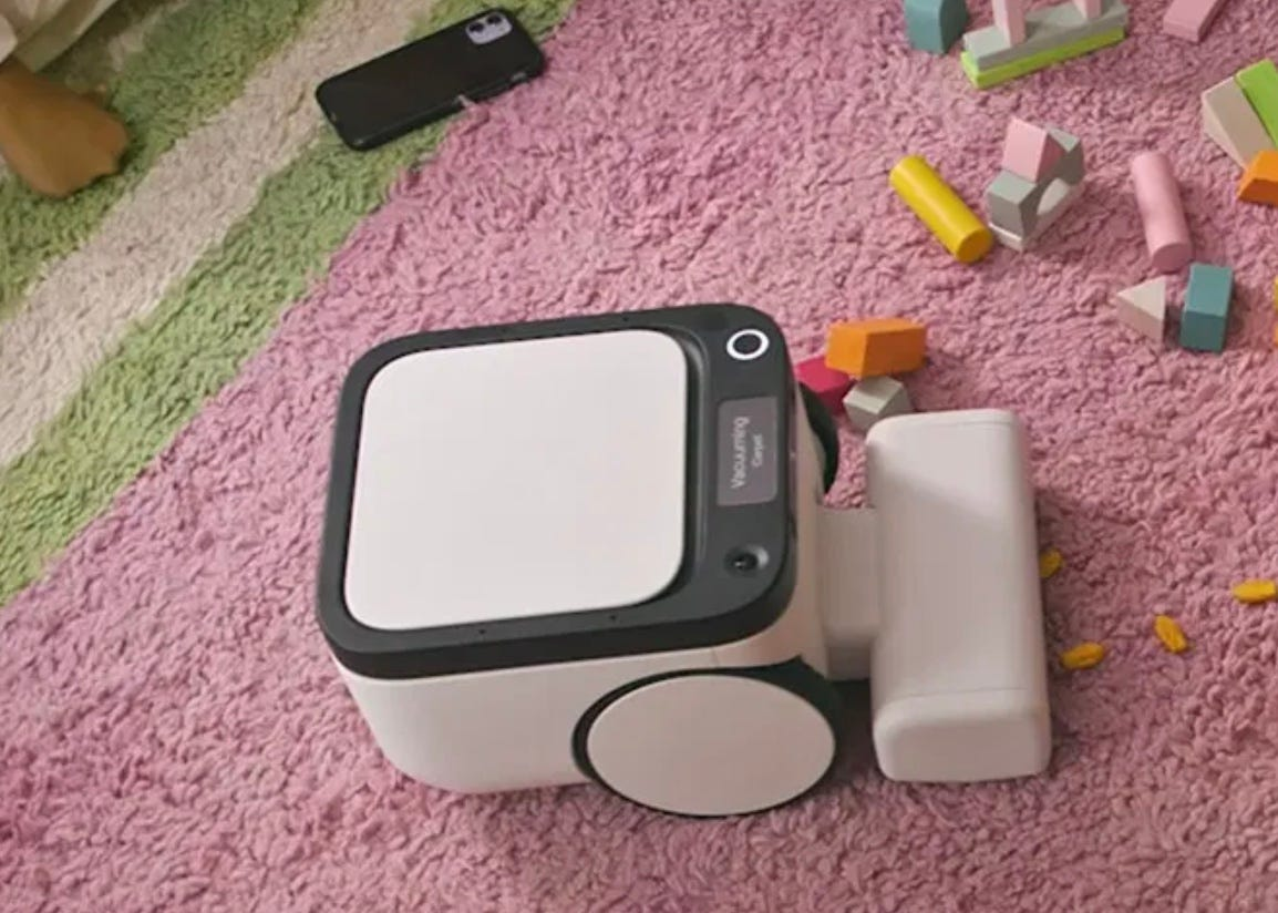 The Matic Robot Vacuum/Mop Makes Life Easier