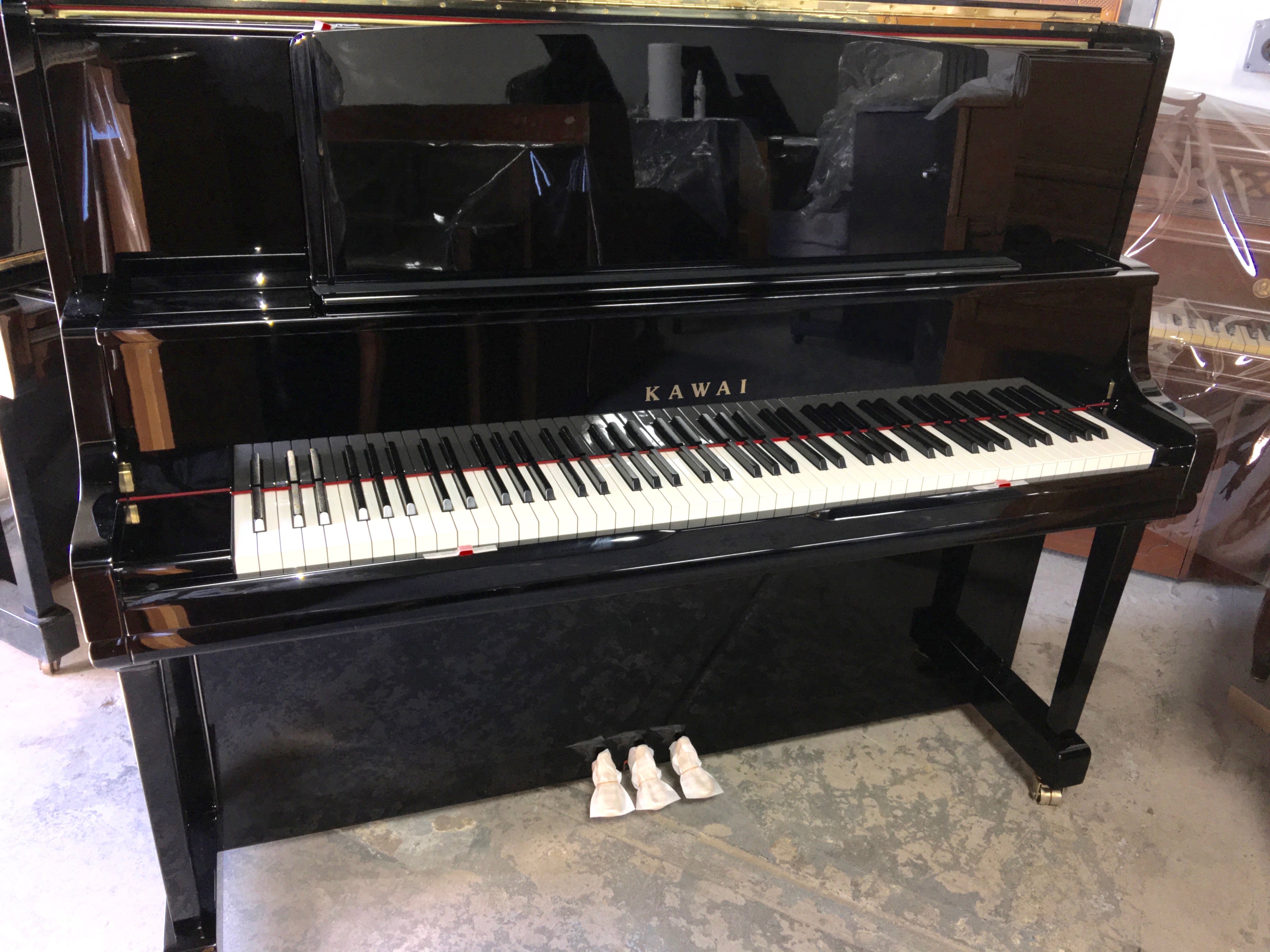 Kawai K700