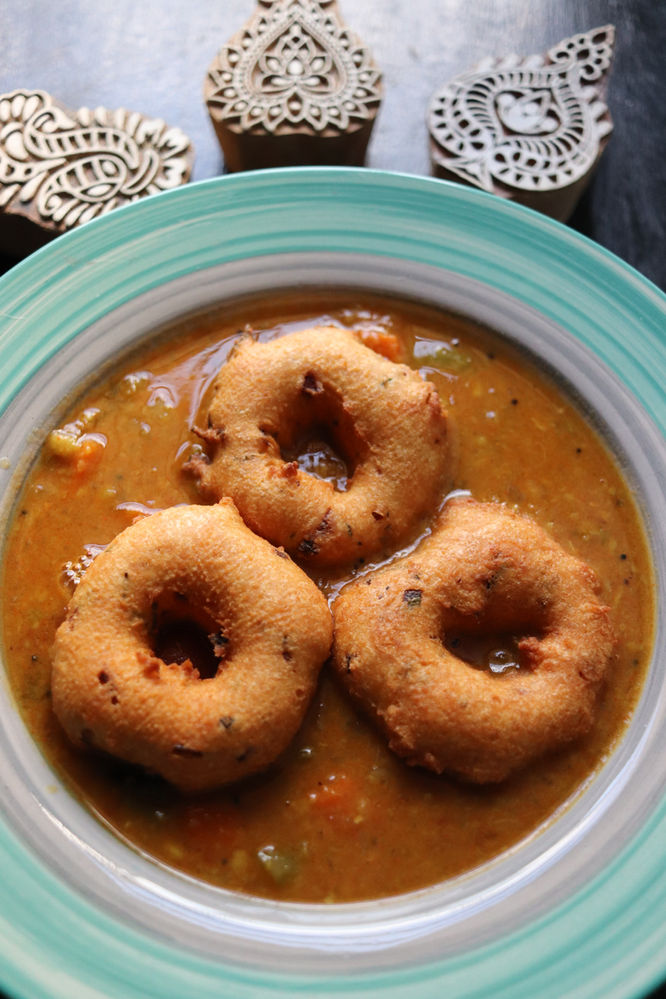 Udin / Medu vada Recipe