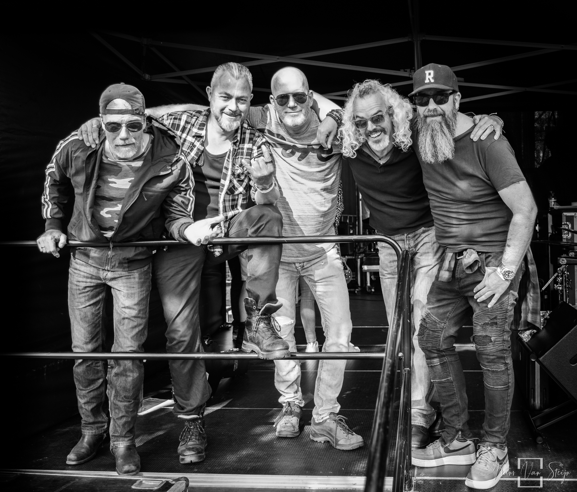 ROVED Grunge Coverband | The 90's Opnieuw | Cover band Alternative