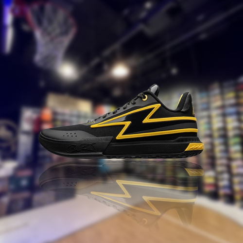 Lining Wade Flash “ Caution ” | sneakersclubsg