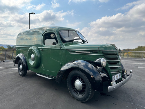 1937 International Panel van D2 | Vintage Motors SA