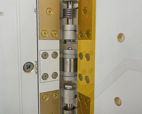 Lock Hinges Micro | SmallSat.Market