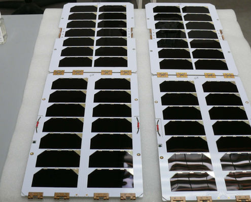 DMSA 6U/12U: Multifunction Solar Array | CubeSat.Market