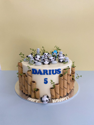 Rustic Panda Cake | Cake Genie Home