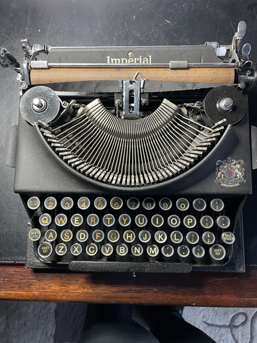 Imperial Good Companion Model T | typewriter services