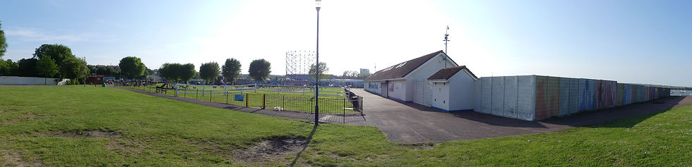 Picture gallery of the Strand Swimming Pool Lido at Gillingham,Kent