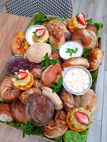 Bagels & Spreads Catering Box for 20 People | Mazál Bagels & Café