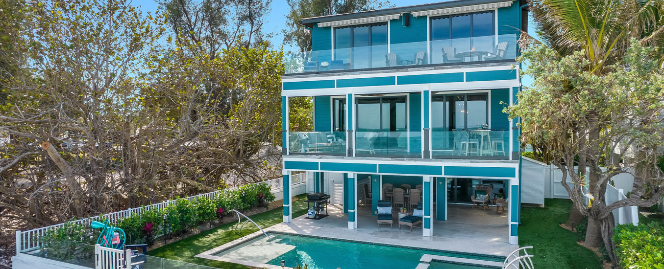 No Tan Lines | Beach Boutique Rentals | Anna Maria Island, FL