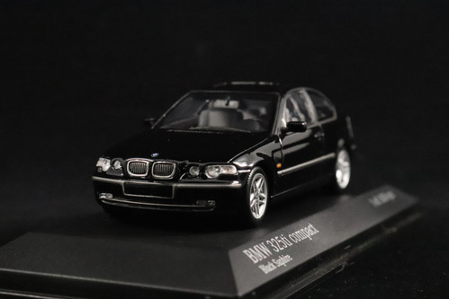 BMW 3-series Compact 2000 Black Minichamps 431020071 | Dieharddiecast